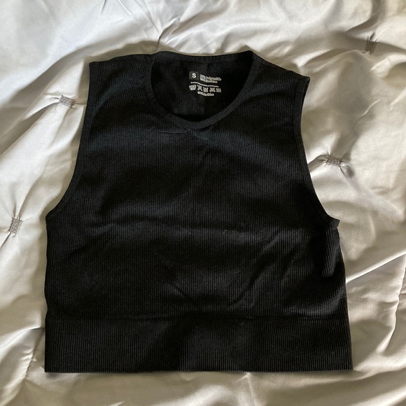 SHEIN | Tops | Small Like New Shein Black Ribbed Bounce Control Crop ...